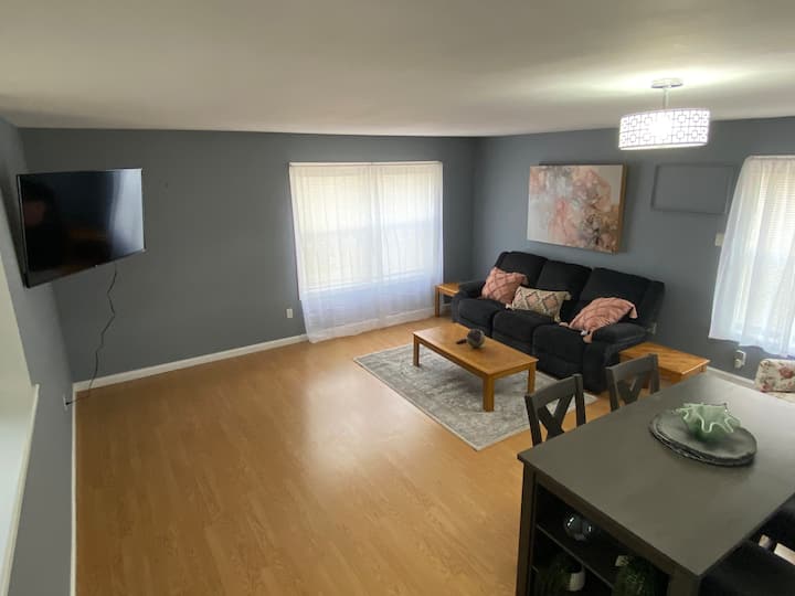 Centrally Located New Haven Home - New Haven, CT