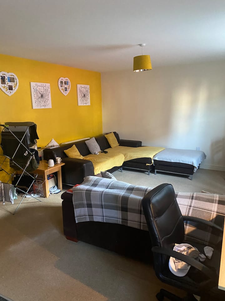 Room Available With Nice Host - Loughborough