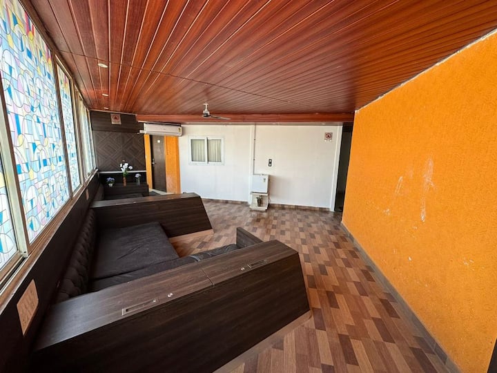 4 Bedroom Penthouse Apt - 12 Adults @ Koramangala - Bangalore