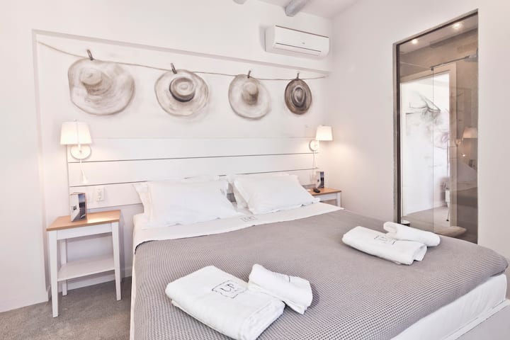 Lindos Comfy Suites - Honeymoon Suite - Lindos