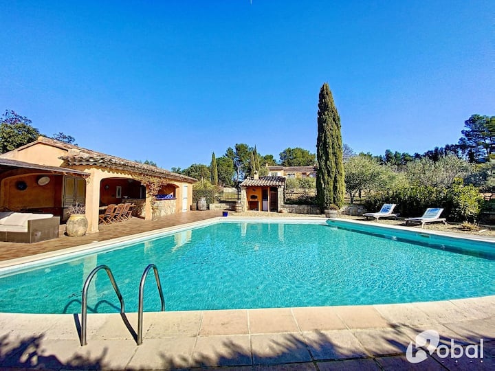 Villa, Grand Terrain Clos, Piscine, Tennis Privé - Carcès