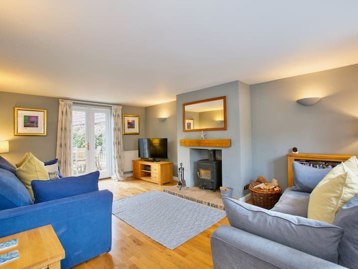 Dorset Vacation Rentals with an EV Charger - United Kingdom | Airbnb