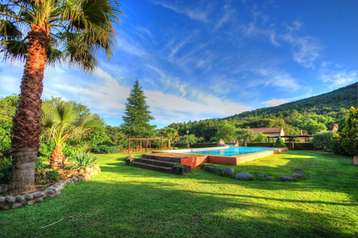 La Ermita De Los Llanos - Arenas de San Pedro