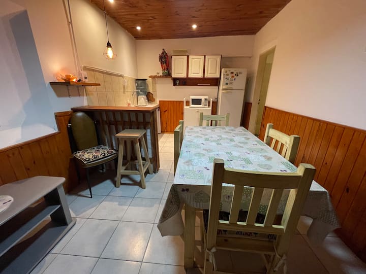 Luminoso 2 Amb. Cama King, Zona Semi Céntrica. - Gualeguaychú