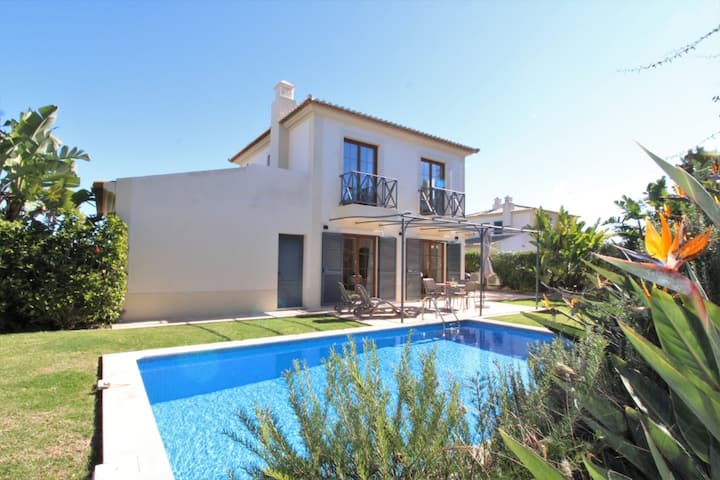 Jardim Das Borboletas, Marquês Da Luz - Praia da Luz