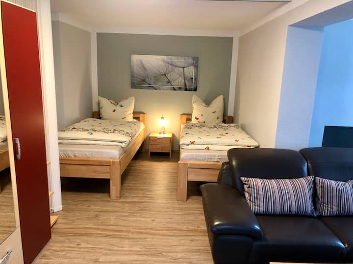 2 Zimmer Apartment, Terrasse, Wallbox Für E-auto - Gevelsberg
