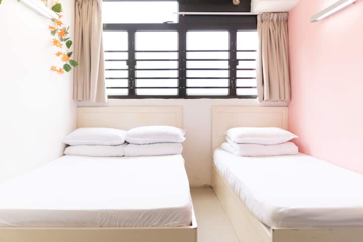 A3@有窗三人房獨立衛生間family Room - Double Bed+single Bed - Tsim Sha Tsui