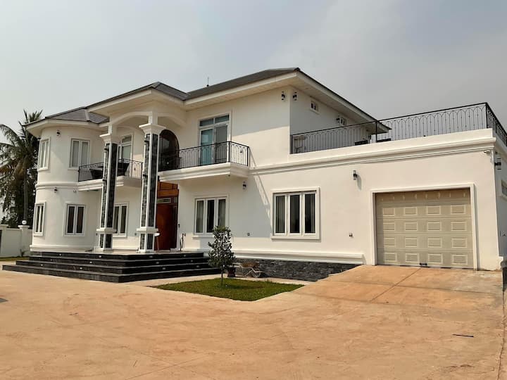 Modern Luxury In Laos - Vientiane