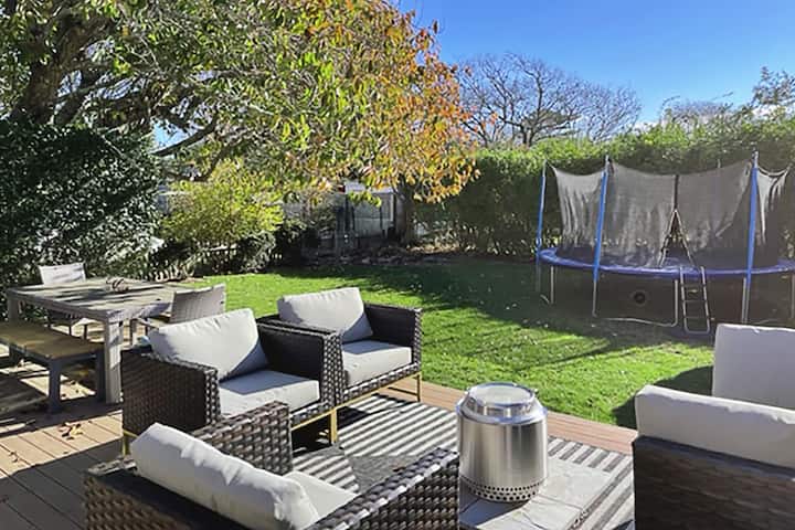 Ditch Plains 4 Bedroom Cottage - Montauk, NY