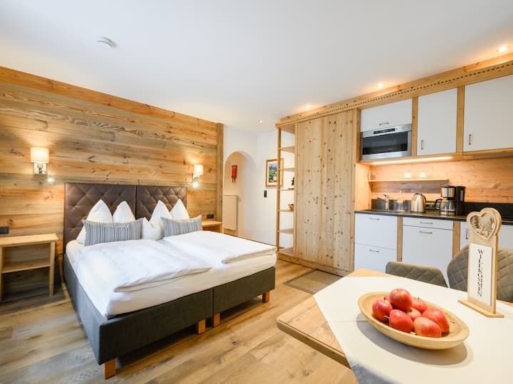 In Der Stadt Und Doch Im Grünen "Nesthäckchen" - Innsbruck