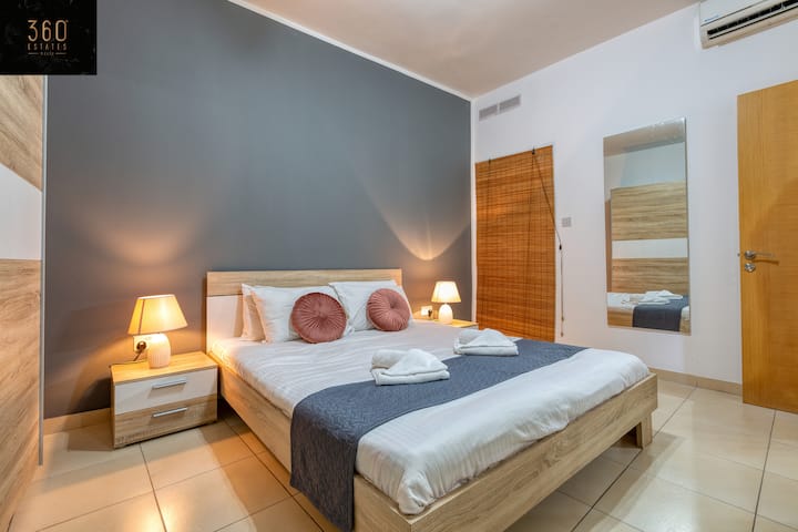Lovely 2br Home In The Centre Of St Julians W/wifi - Malta