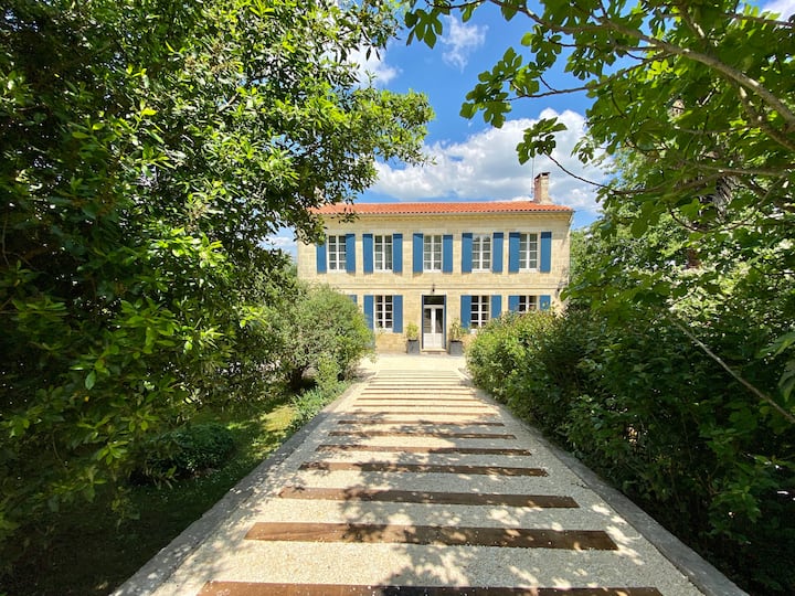 Magnifique Maison En Pierre Avec Piscine + Jardin - Blaye