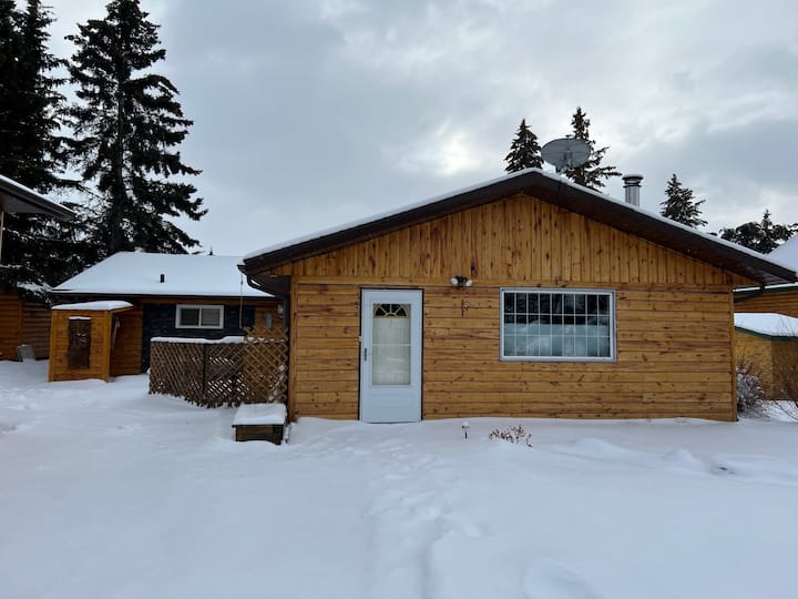 Turtle Lake Vacation Rentals & Homes - Saskatchewan, Canada | Airbnb