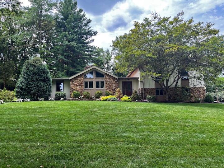 3br House 1.1 Miles To Stadium Parking - Bloomington, IN