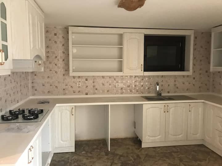 Havuz Olanaklı Rahat Kiralık,satılık Villa - Akçay