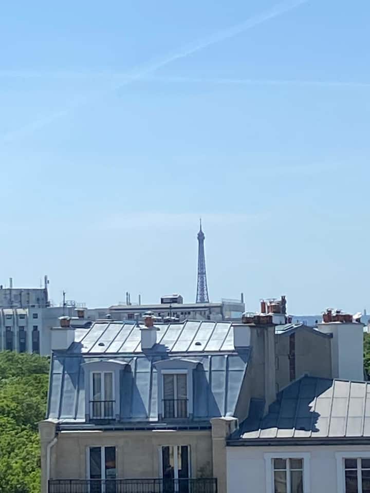 Montmartre Abbesses View Eiffel Tower - Paris
