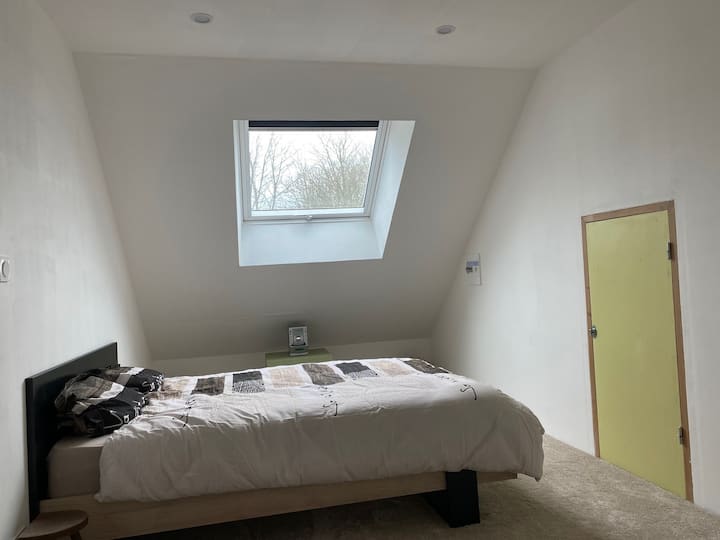 Quiet Room In Carentan Near Train Station - Carentan