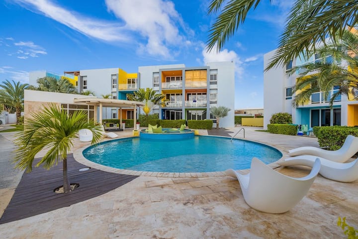 Ground Level Condo 2br 2ba W/ Pool Access & Gym - Aruba