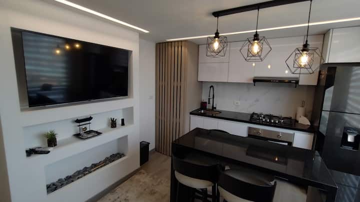 Apartaestudio Acogedor  En Modelia! - Bogota