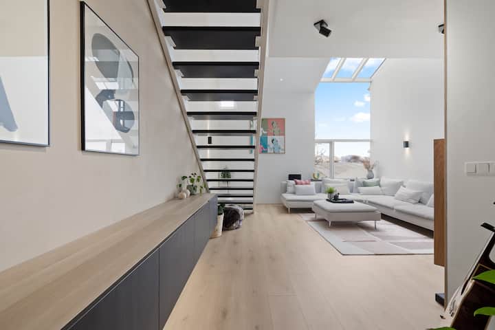 Sunny New York Style Apartment City Center - Reykjavik