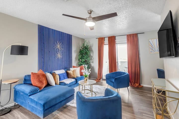Stylish 1br• King Bed • Pool • Near Downtown• Wifi - Austin