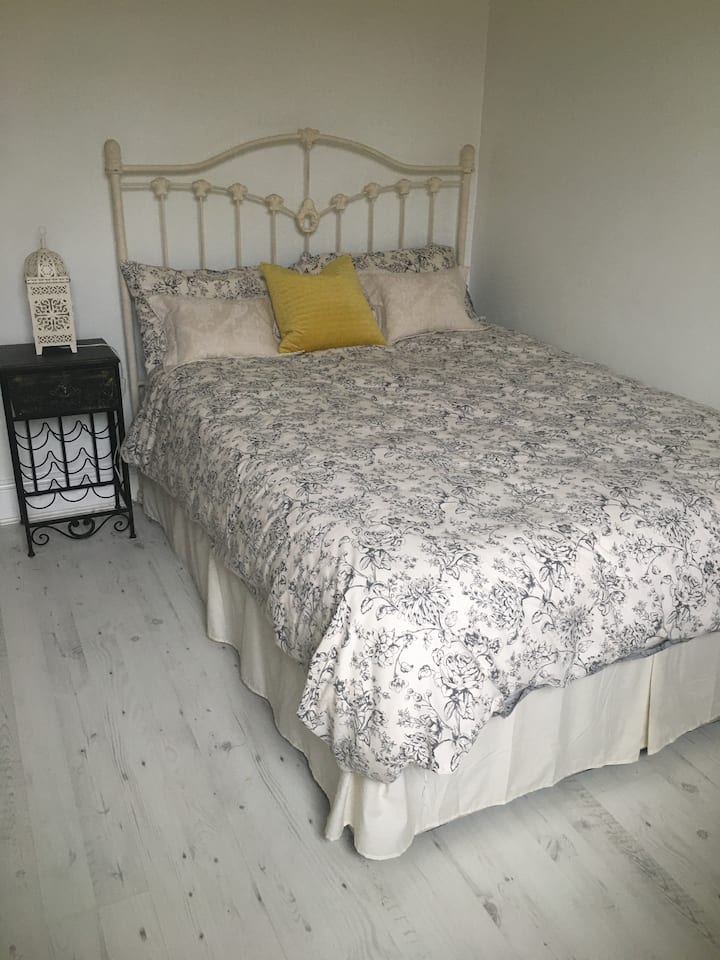 Private Double Bedroom - Liverpool