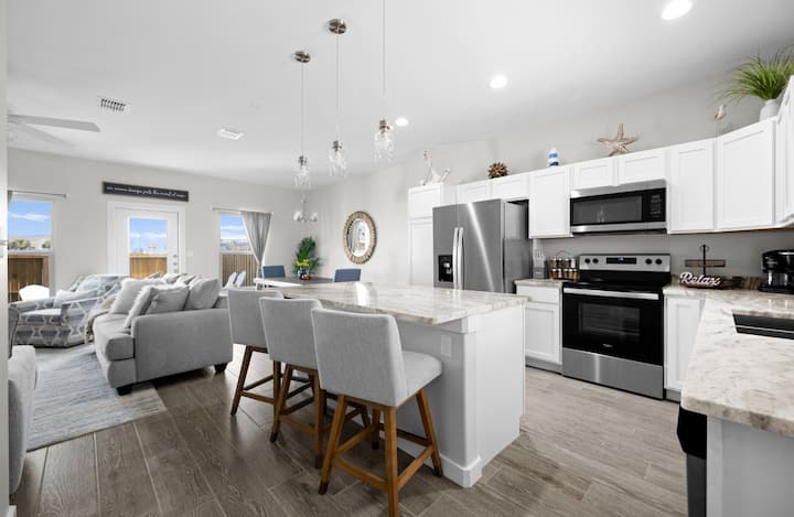 Island Time - North Padre Island Townhome - Corpus Christi, TX