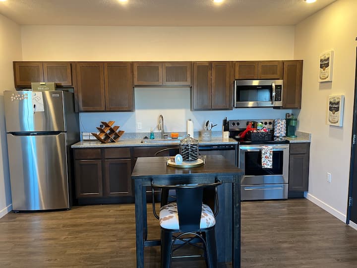 Nice Comfy Luxury Living - Belton, MO