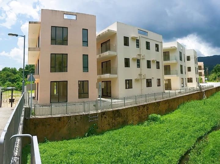 全新村屋出租

免佣 - Hong Kong