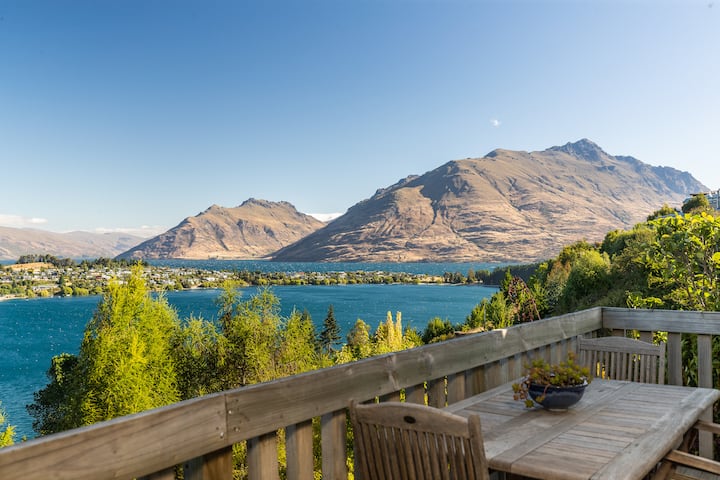 Queenstown Hill Lake & Mountain View Home In Cbd - Queenstown