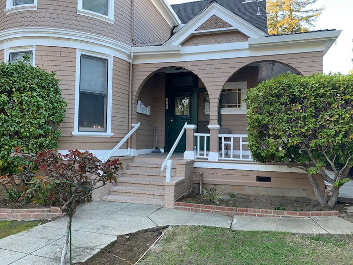 545#1 Dwntwn 2bdrm Ac Laundry - Menlo Park, CA