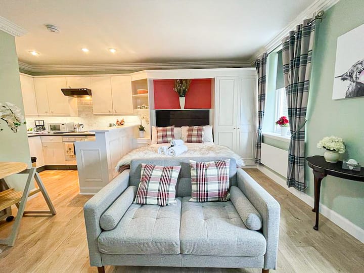 Snug Studio On The Grassmarket | 5mins From Castle - Edinburgh