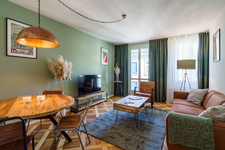 Stylish Apartment In The Heart Of Interlaken - Interlaken