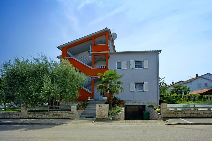 Air-conditioned Apartment With Large Terrace Umag - Piran