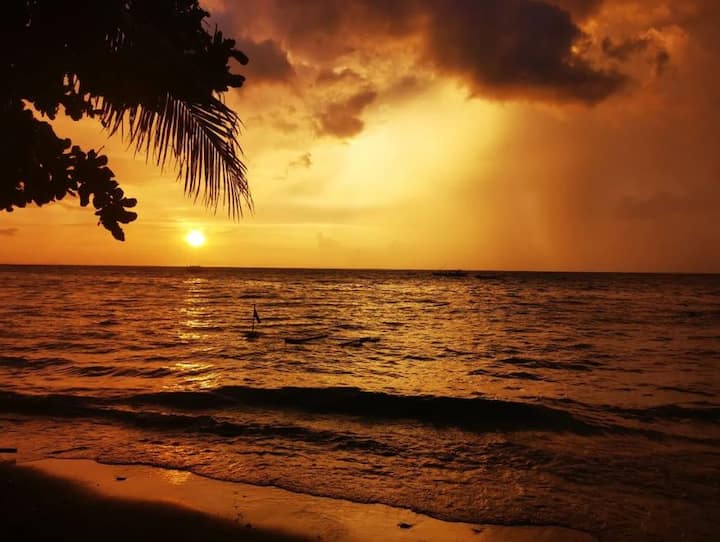 Unforgettable Tent Accommodation - Mabini