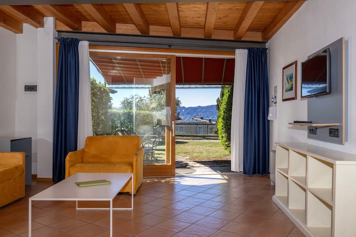 One Bedroom Superior Apartment, Garden View - Garda