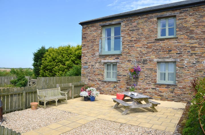 Ash Cottage, 3 Bed Large Cottage - Tregony