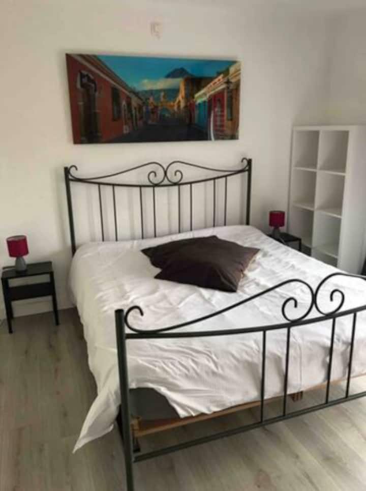 Rustig Gelegen Appartement 4p (3e Verdieping) - Deerlijk