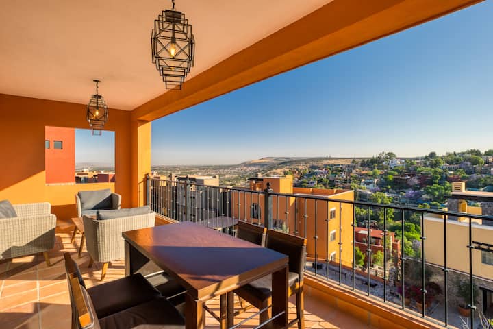 Charming Villa With Covered Terrace In Sma - San Miguel de Allende