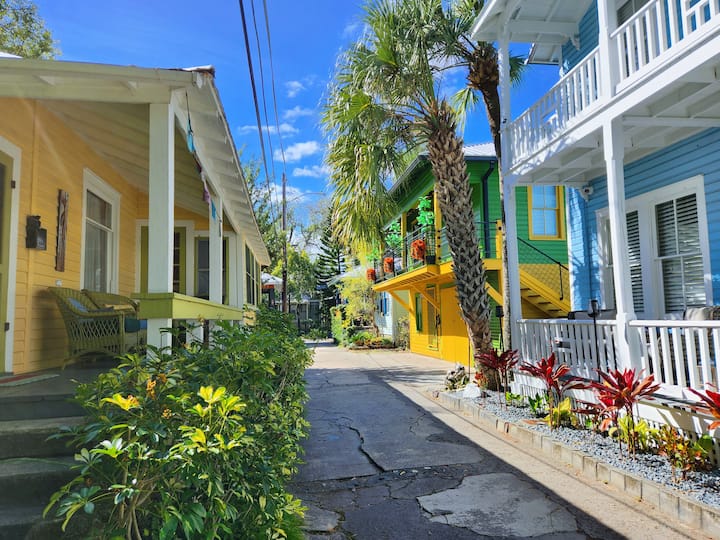 Casa Papaya -Hidden Treasure Historic St.augustine - St. Augustine, FL