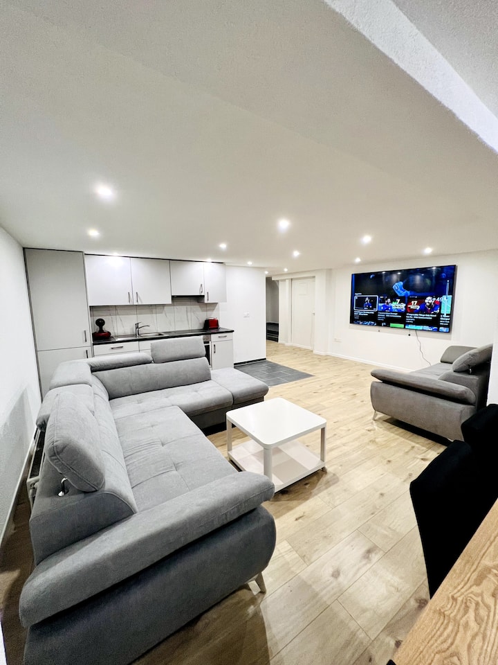 Lovely &Large Holidays Apartment - Canton des Grisons