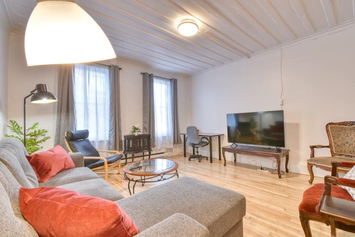 Apt 2 Ch, Près Grand Théâtre - Québec City