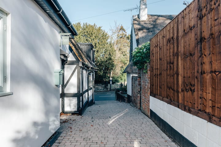 Stable Mews 3 - Cheltenham