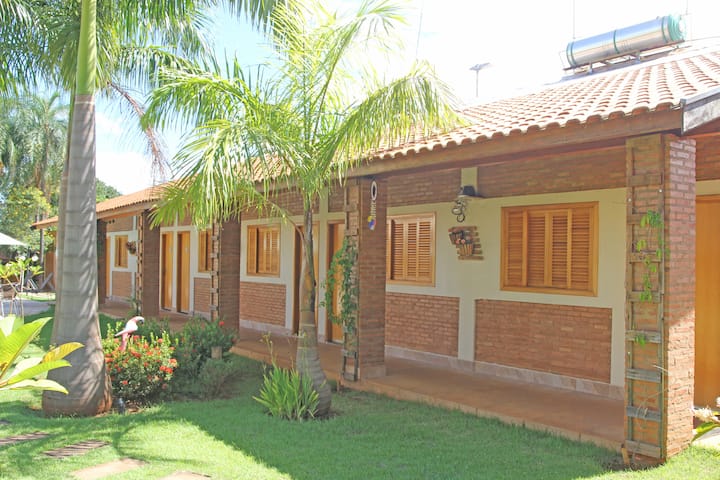 Pousada Faruk - Apartamento Jardim - Olímpia