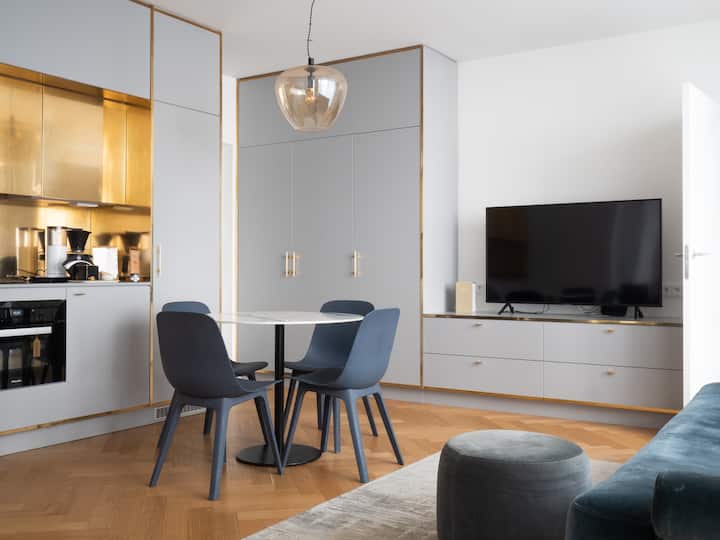2-bedroom Apartment In Beautiful Ullanlinna Area - Helsinki