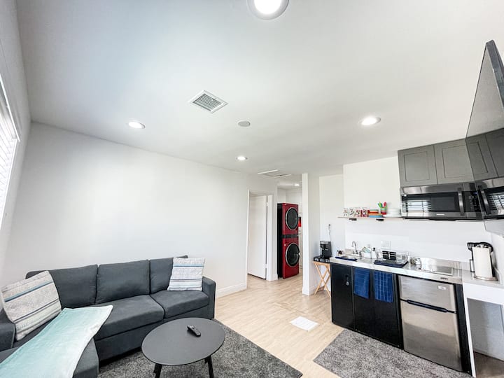 Delightful Duplex 2bd/1ba Near Disney W/ 3 Beds - Cypress, CA