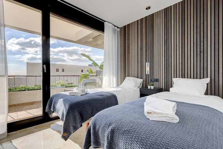 Modern, Elite Hillside Home W/sea & Mountain Views - Marbella