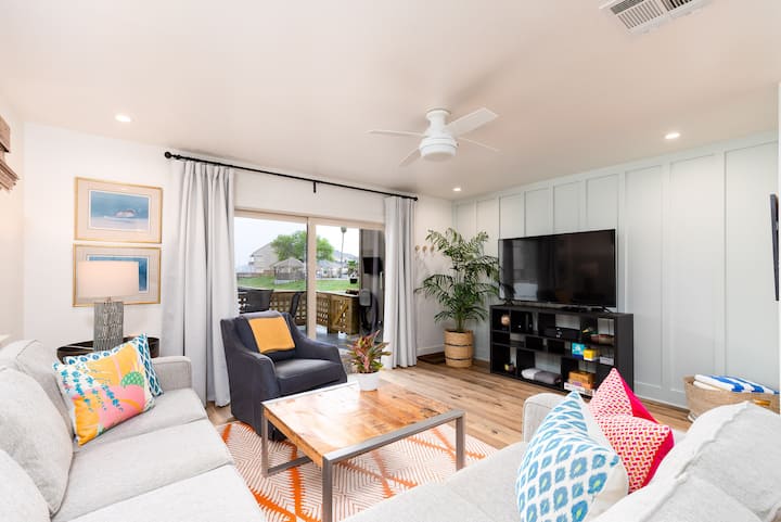 Waterfront Condo With Pool, Slip & Pickelball - Rockport, TX