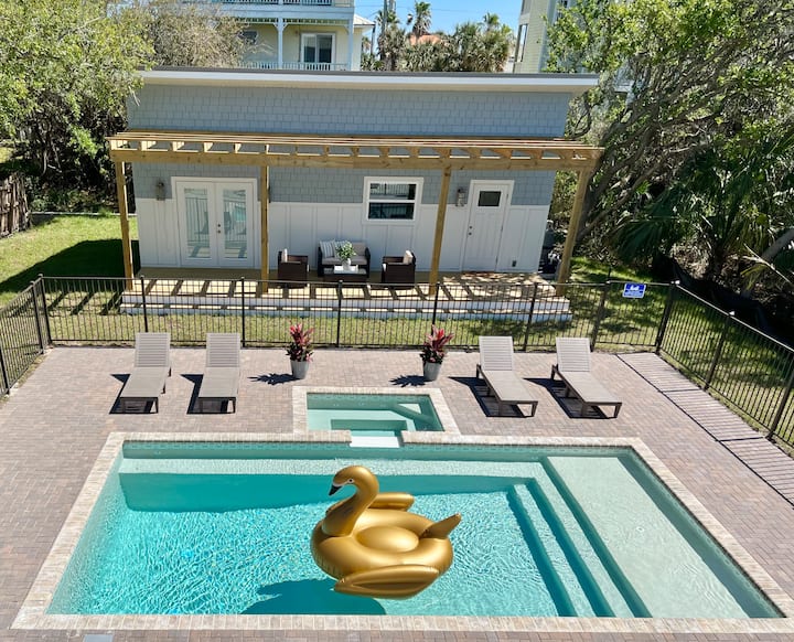 North Shores Villa W/ Pool House Sleeps 16+ - St. Augustine, FL