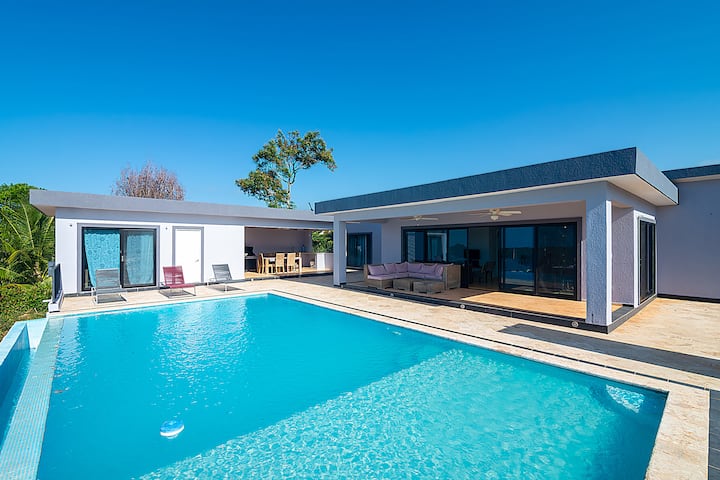 Villa 4br | Piscina Privada | Vista Tropical - Cabarete